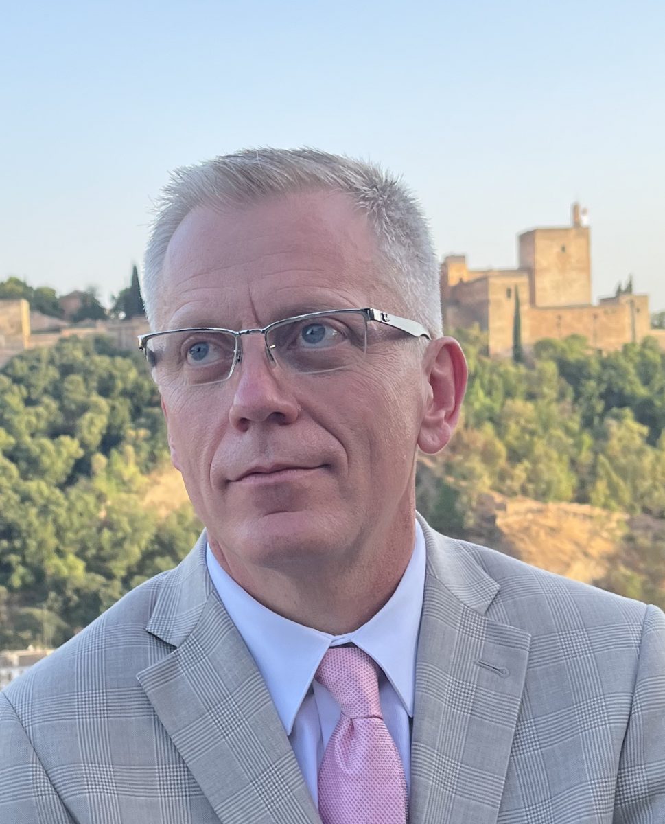 Current Members | Peczuh Research Group